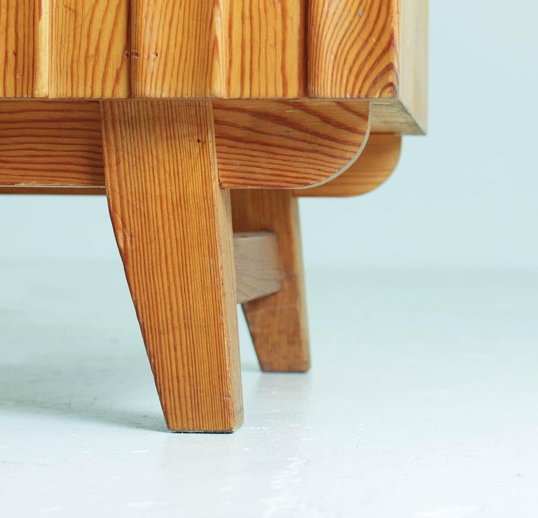 Swedish Pine Cabinet by Göran Malmvall for Svensk Fur at 1stDibs