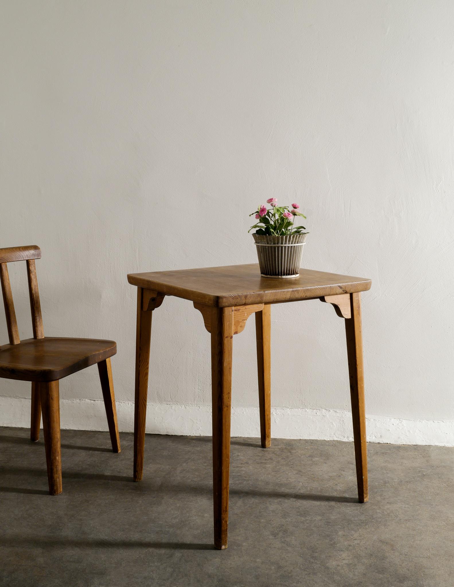 Swedish Pine Café Side Dining Table Produced by Nordiska Kompaniet ...