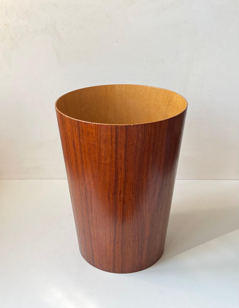 Swedish Teak Paper Waste Bin by Martin Åberg for Servex, 1960s For Sale ...