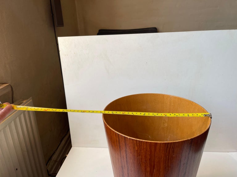 Swedish Teak Paper Waste Bin by Martin Åberg for Servex, 1960s For Sale ...
