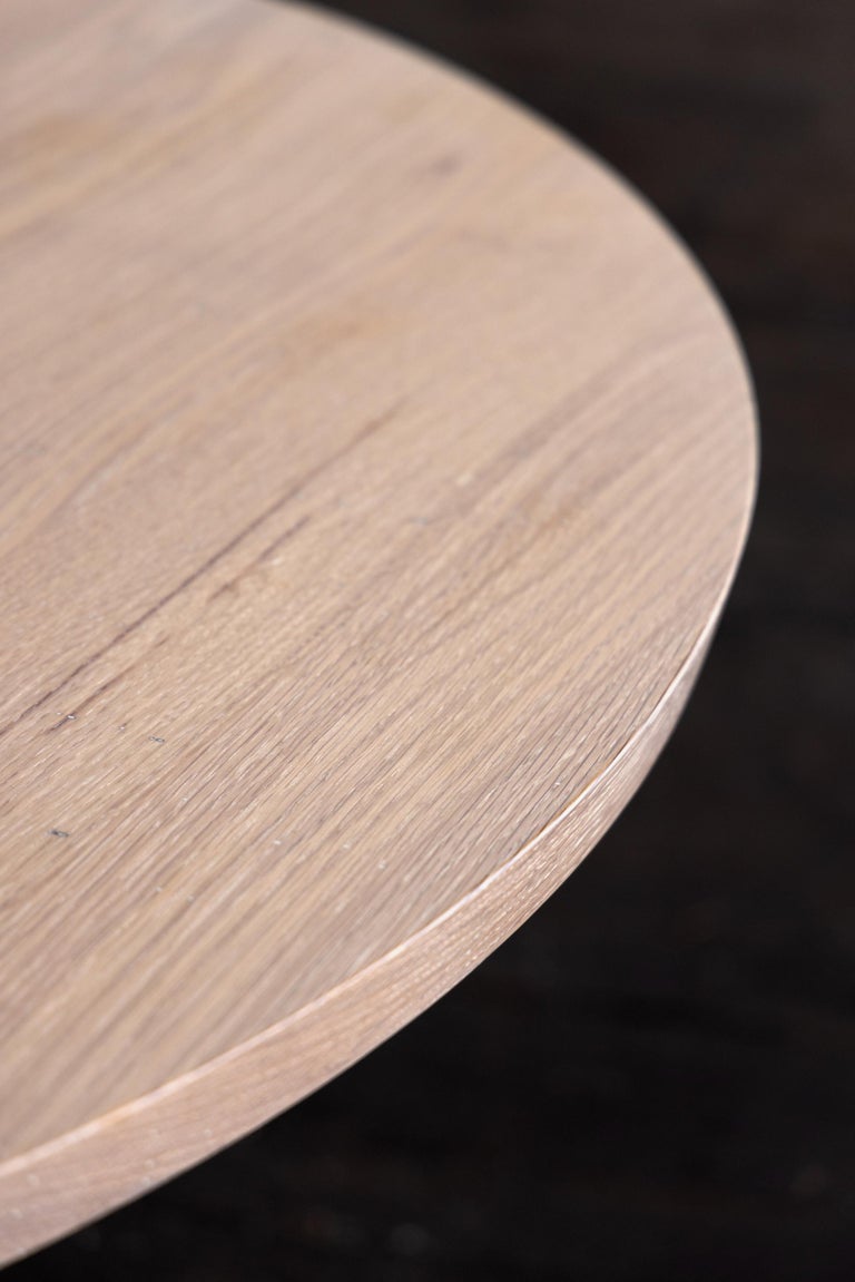 White Oak Round Pedestal Base Dining Table Cast Iron Amicalola Base ...