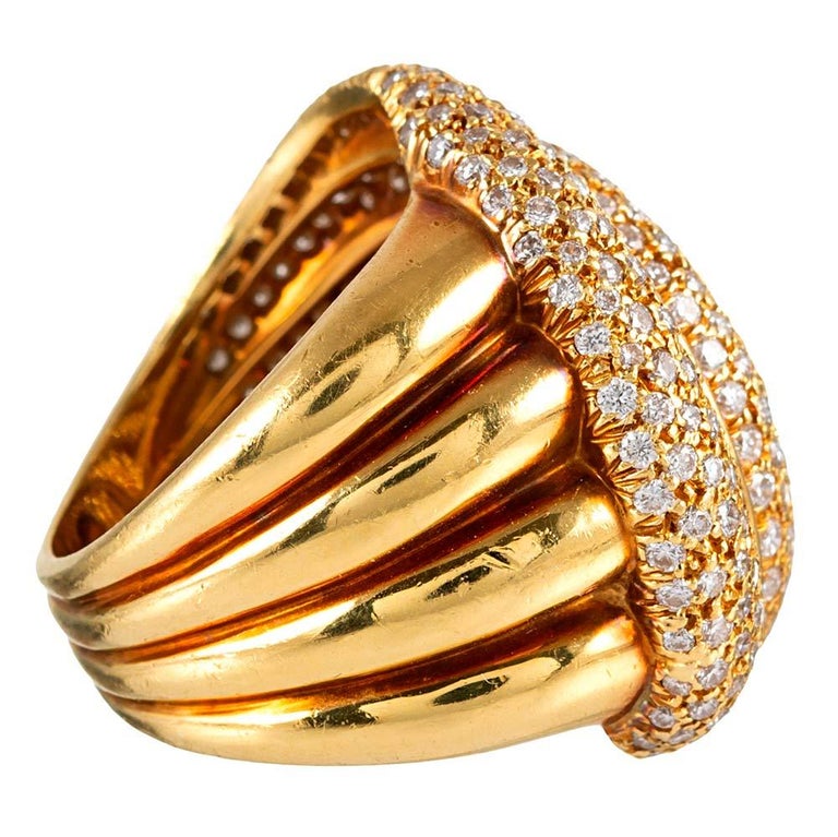 Swirling Diamond Ring, Signed Henry Dunay For Sale at 1stDibs