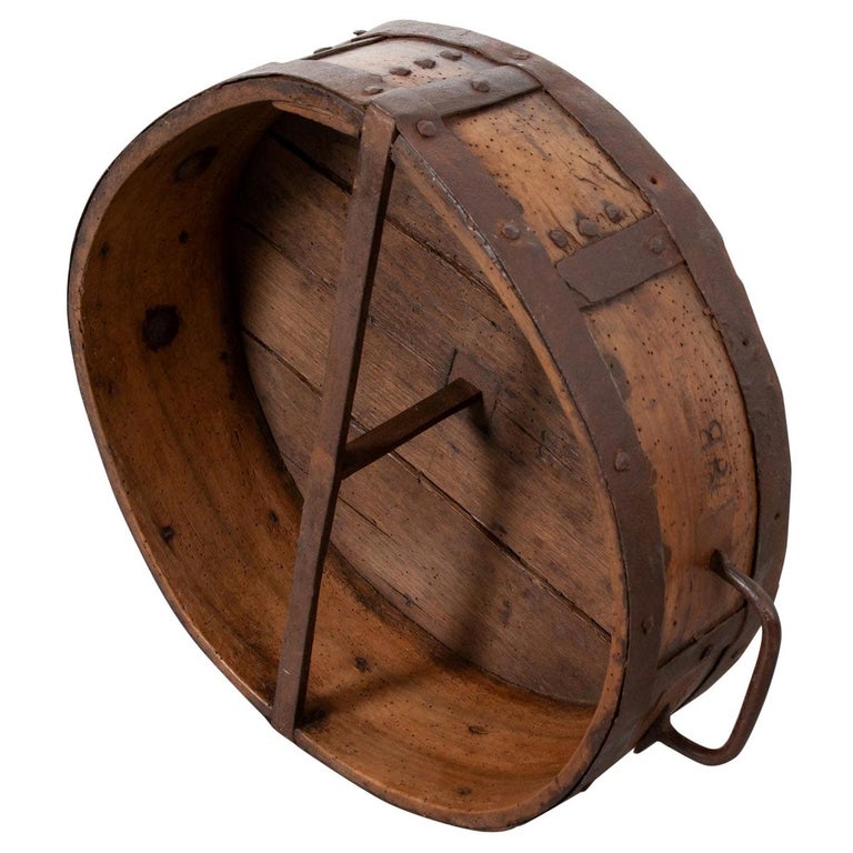 Swiss 19th Century Dry Measure Pantry Box For Sale at 1stDibs