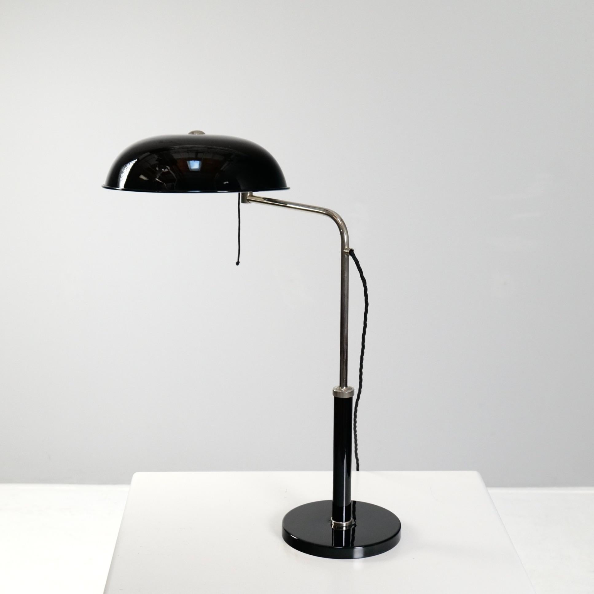 Swiss Art Deco 'Quick 1500' Lamp by Alfred Mueller for Amba, 1930s at ...