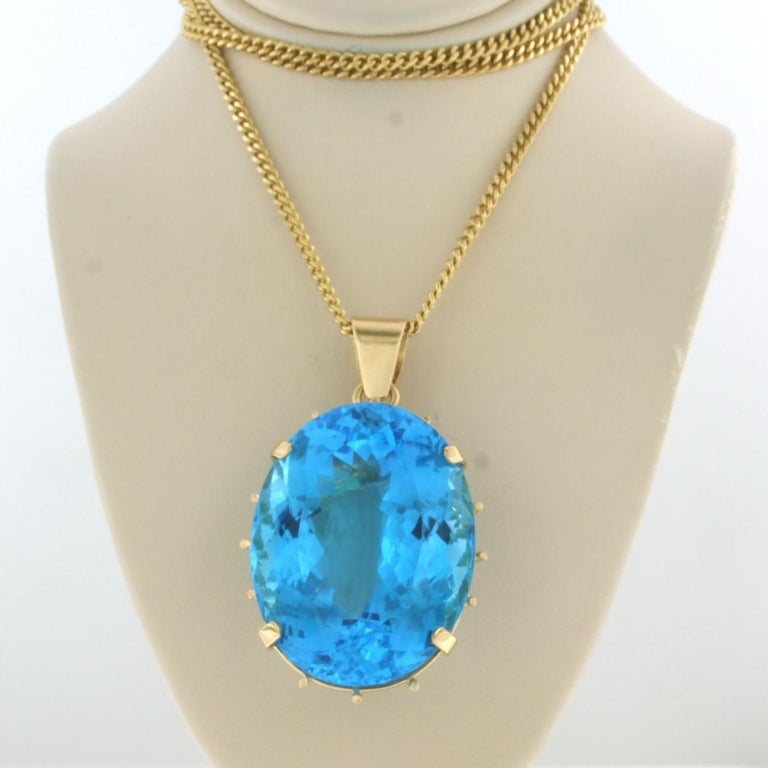 Schweizer Blautopas-Anhänger, mit 18k Gold Halskette im Angebot bei 1stDibs