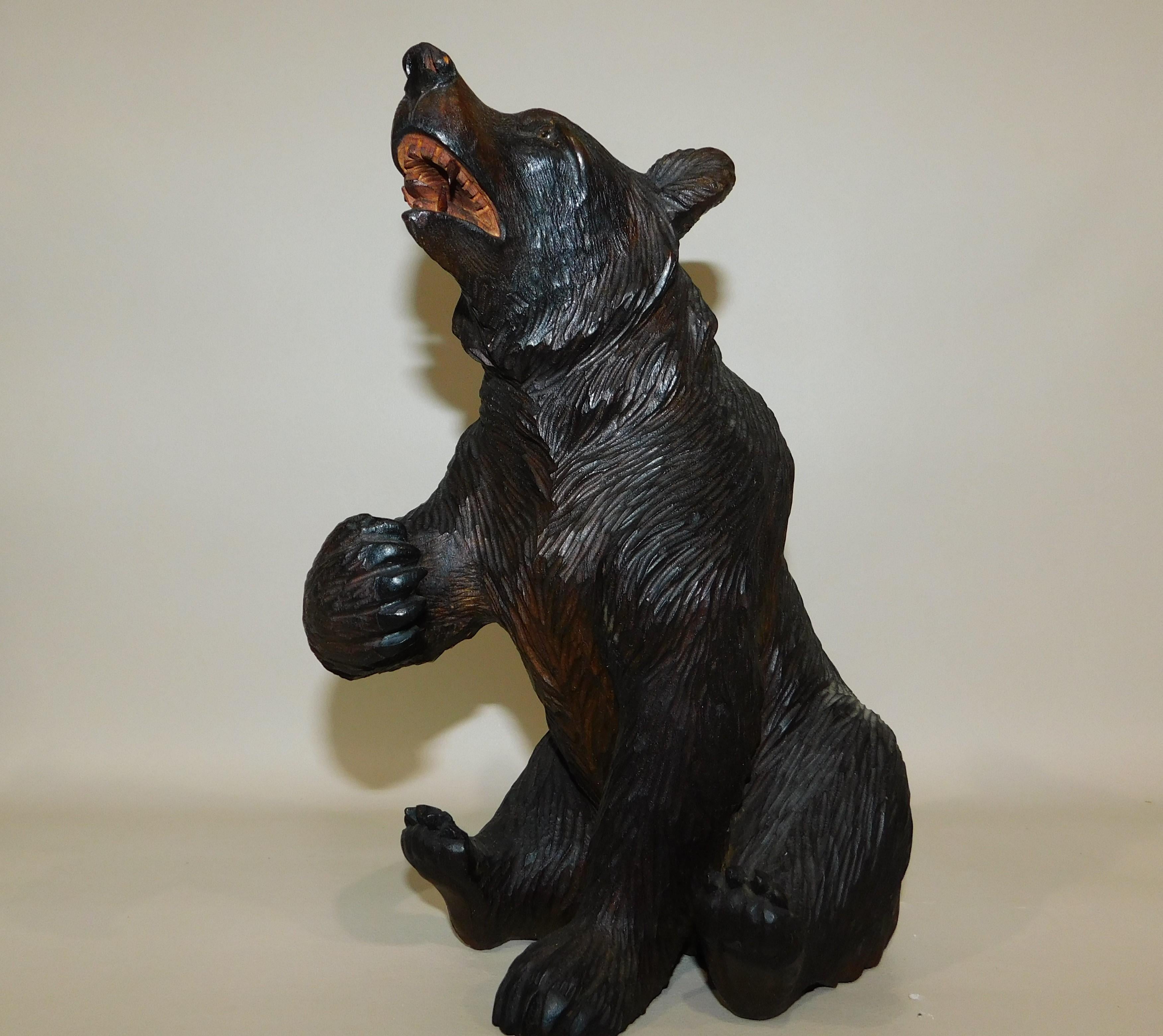 Swiss Brienz Black Forest Hand-Carved Wood Bear at 1stDibs | sun bear hands
