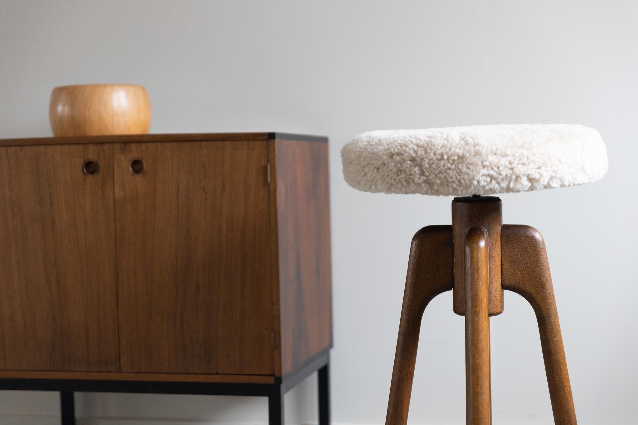 Swivel Bar Stool in Oak, Reupholstered in Lambswool, Danish Mid-Century ...