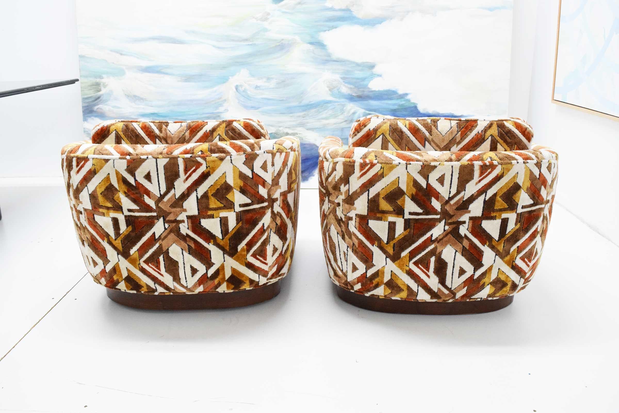 Swivel Lounge Chairs in Gorgeous Fabric by Silver-Craft Furniture ...