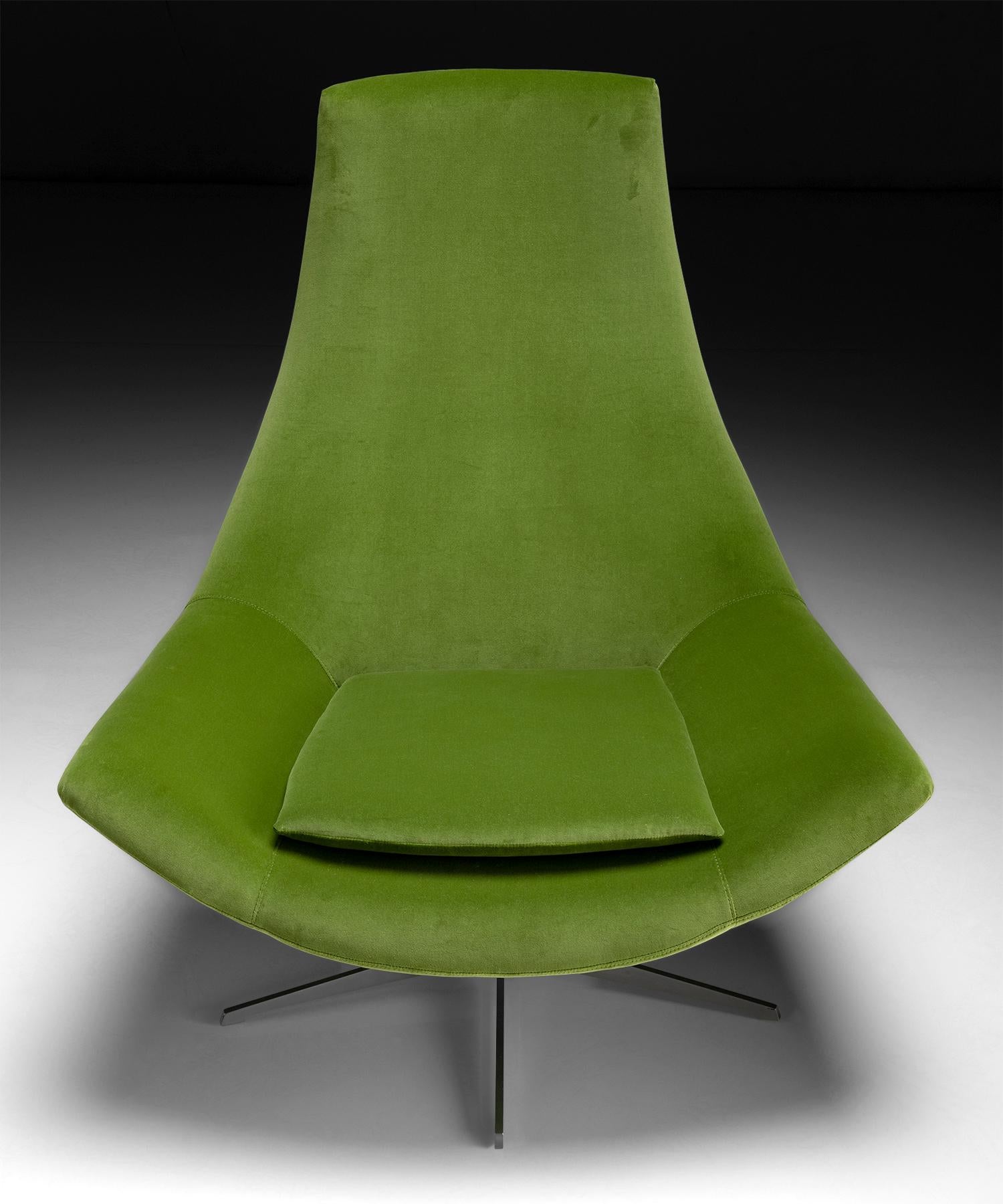 Swivel Lounge Chairs in Velvet by Maharam, Italy circa 1970 For Sale at ...