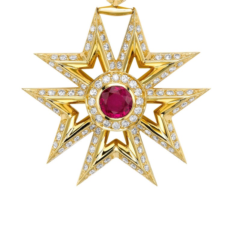 Medal Brooch 18 Karat Yellow Gold 2.20 Carat Diamond Rubies at 1stDibs