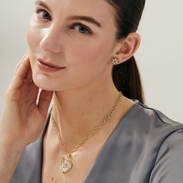 Syna Yellow Gold Mother of Pearl Water Lilies Pendant with Diamonds For Sale at 1stDibs