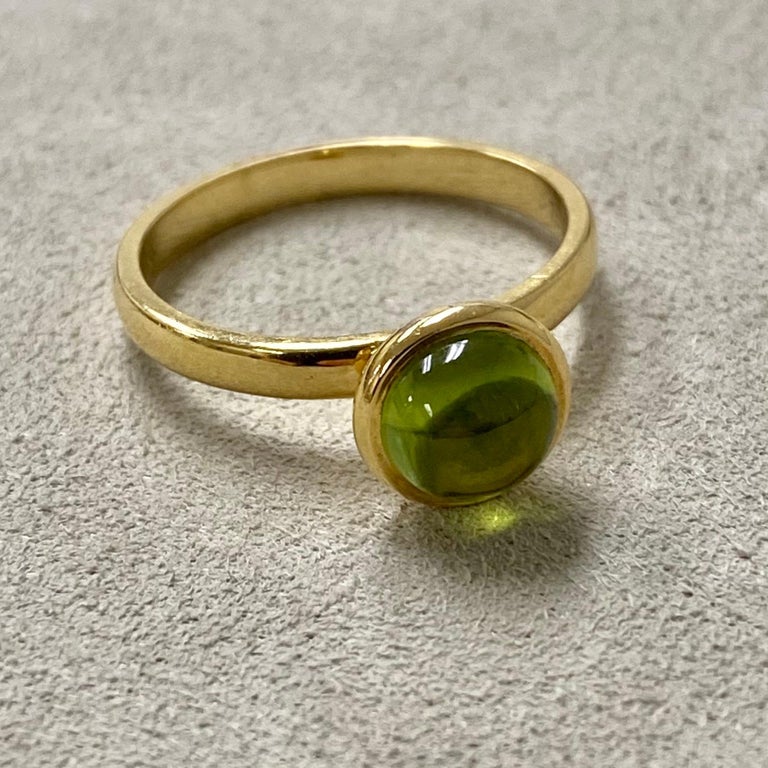 Syna Yellow Gold Small Peridot Ring For Sale at 1stDibs