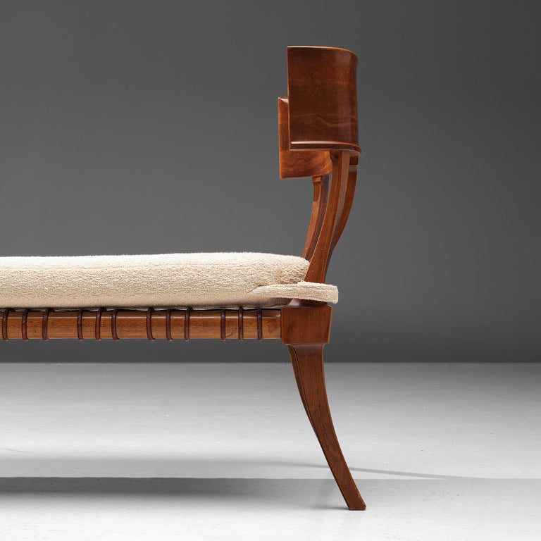 T. H. Robsjohn-Gibbings 'Klini' Chaise Lounge For Sale at 1stDibs