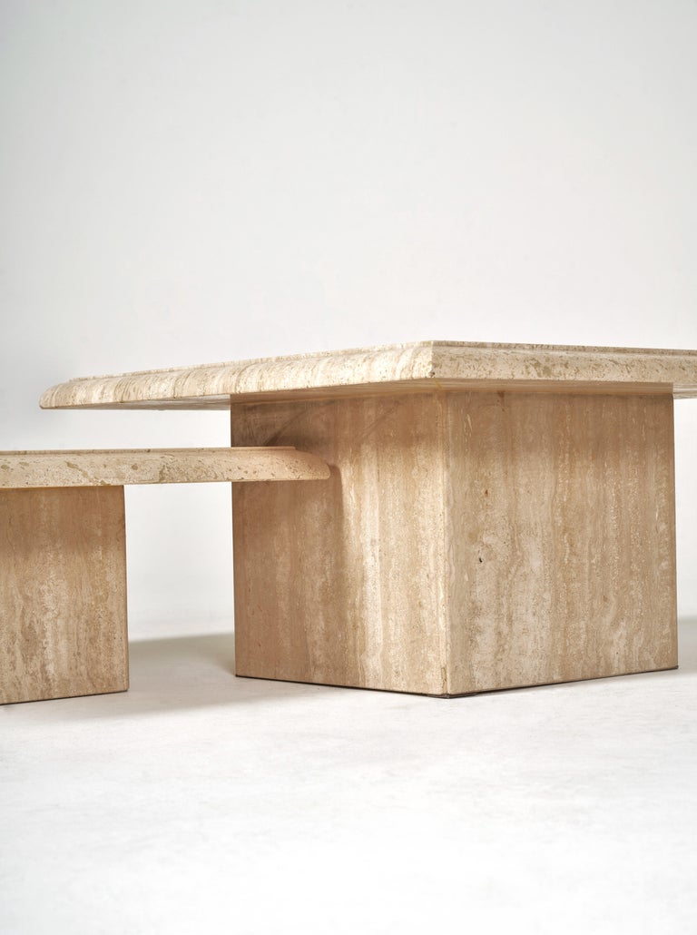 Table Basse en Travertin Gigognes at 1stDibs