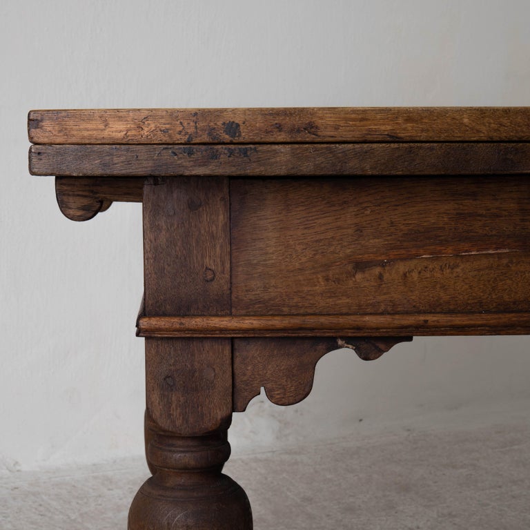 Table Swedish Extendable Baroque Period 1650-1750, Sweden at 1stDibs