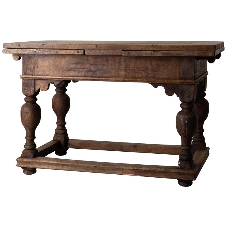 Table Swedish Extendable Baroque Period 1650-1750, Sweden at 1stDibs