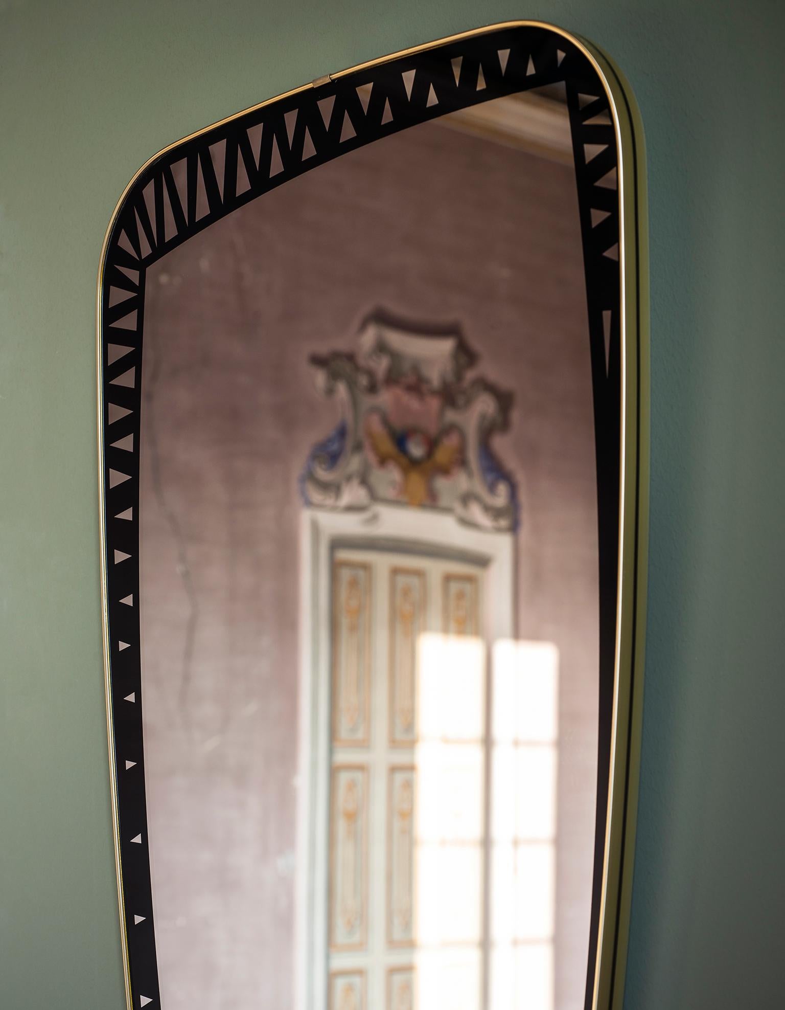 Tacchini Dorian Mirror with Black Outlined Edges For Sale at 1stDibs ...