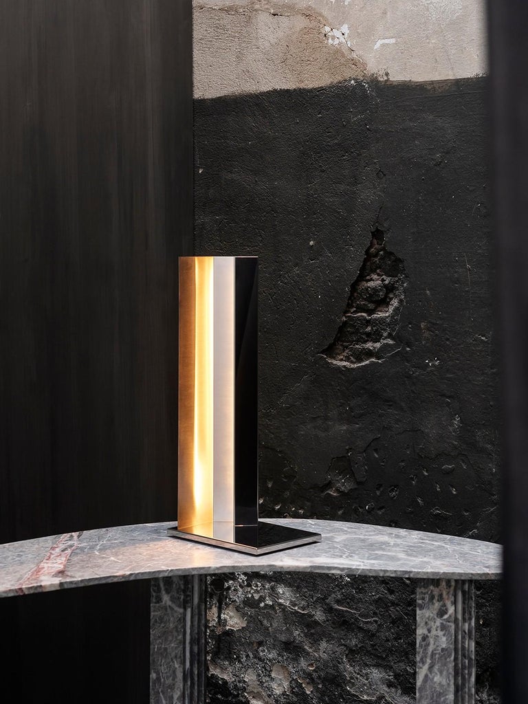 Tacchini Mano light by Umberto Bellardi Ricci For Sale at 1stDibs