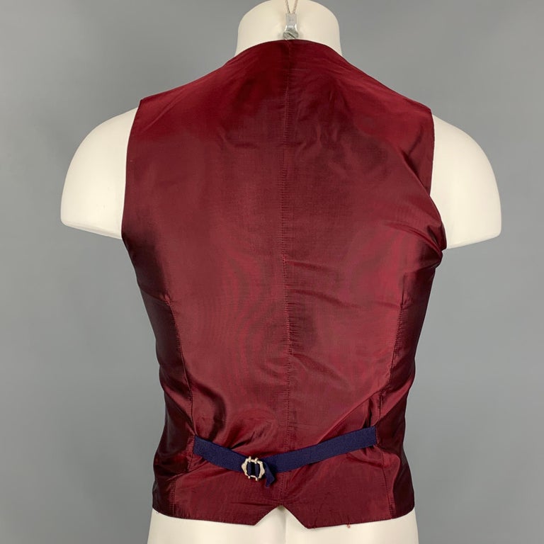 TAGLIATORE Size 38 Navy and Burgundy Woven Linen Blend Vest For Sale at ...