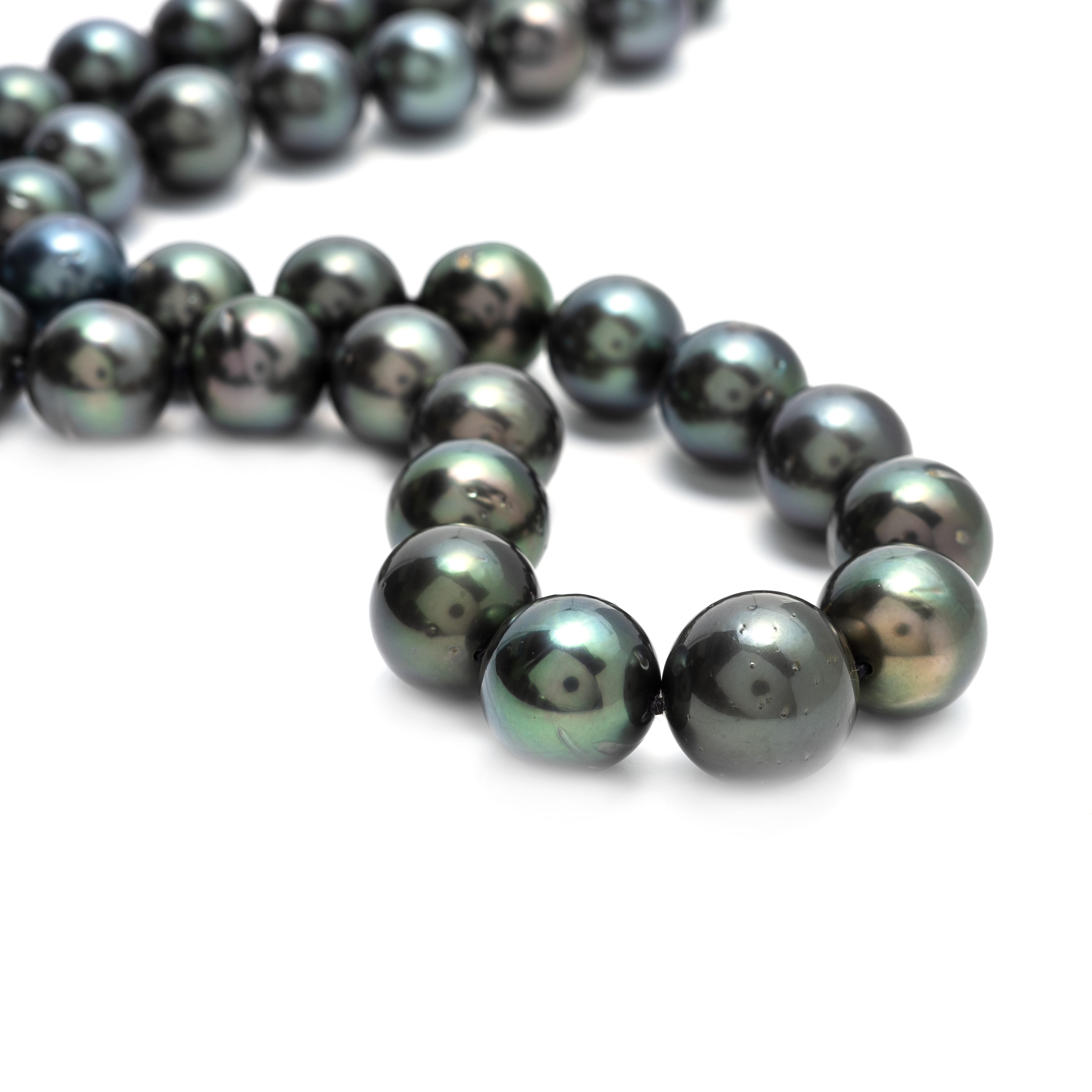 Tahitian Pearl Necklace For Sale at 1stDibs