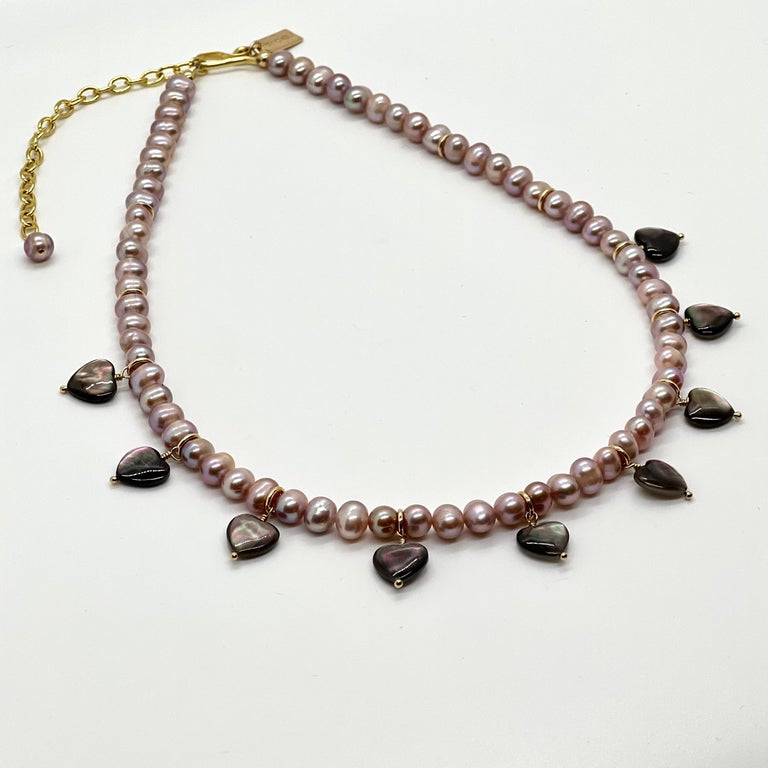 Tahitian Shell with Lavender Pearl Necklace For Sale at 1stDibs
