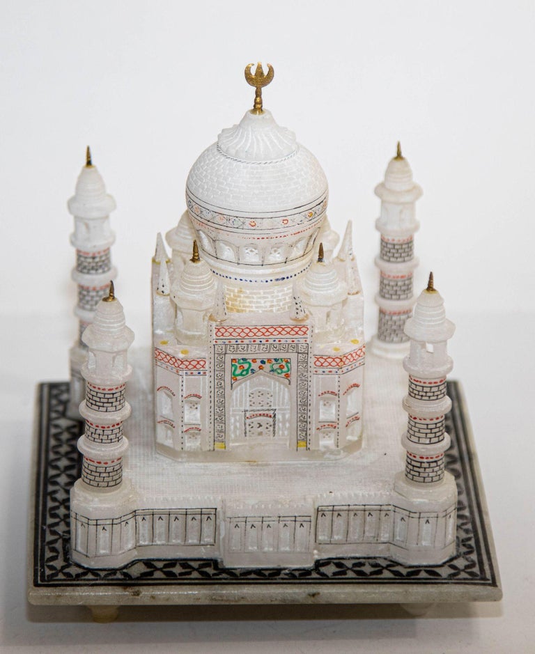 Taj Mahal White Marble Hand-Crafted Collectible Miniature Model For ...