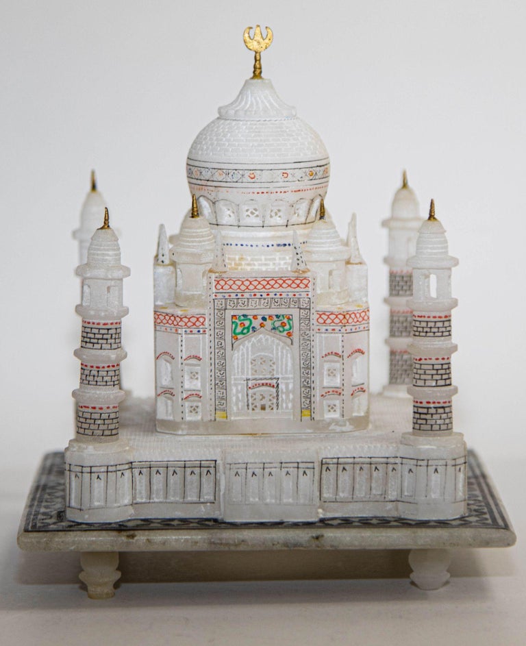 Taj Mahal White Marble Hand-Crafted Collectible Miniature Model For Sale at 1stDibs