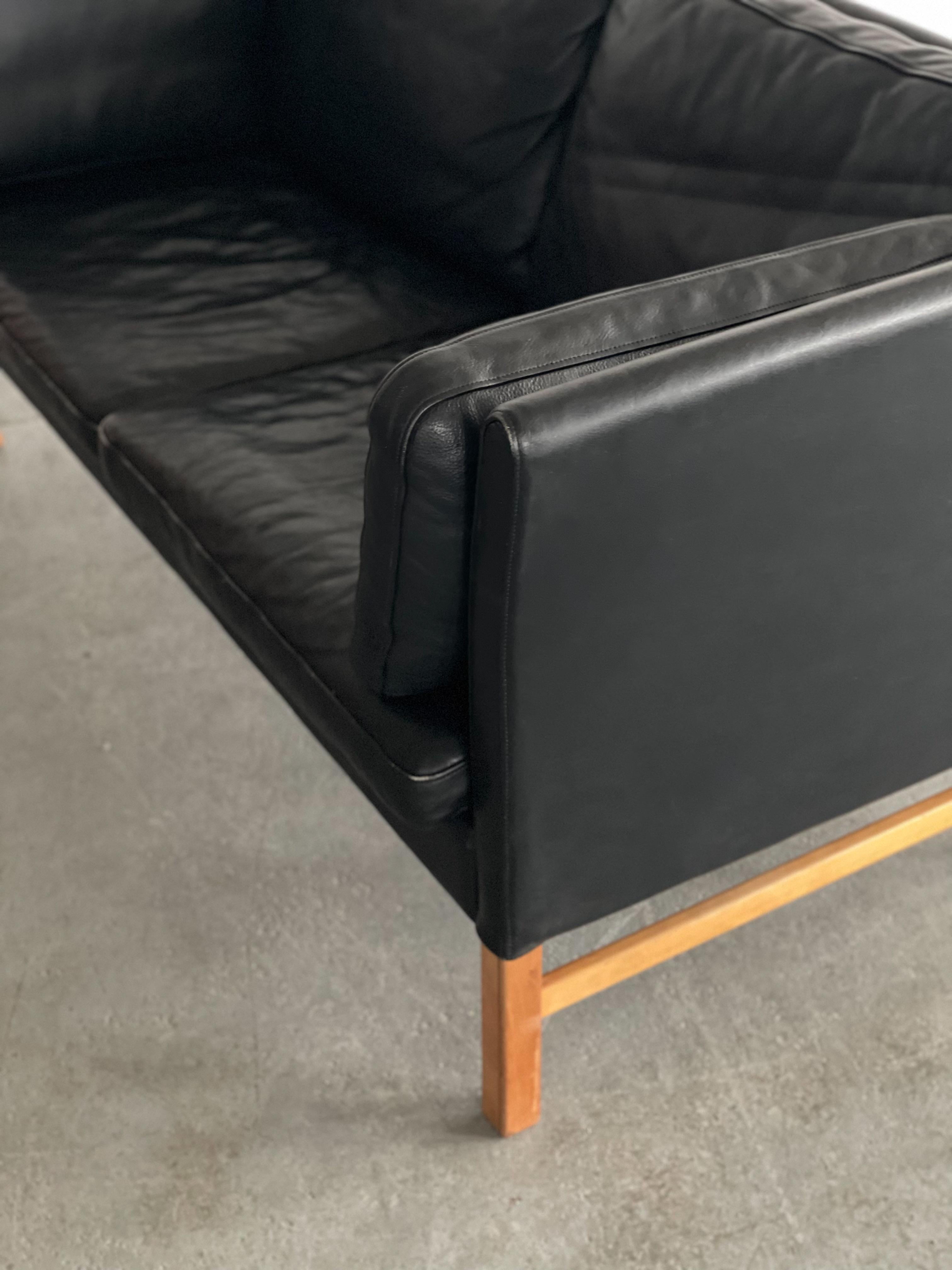 Takashi Okamura and Erik Marquardsen Leather Two-seater Sofa for Skipper For Sale at 1stDibs