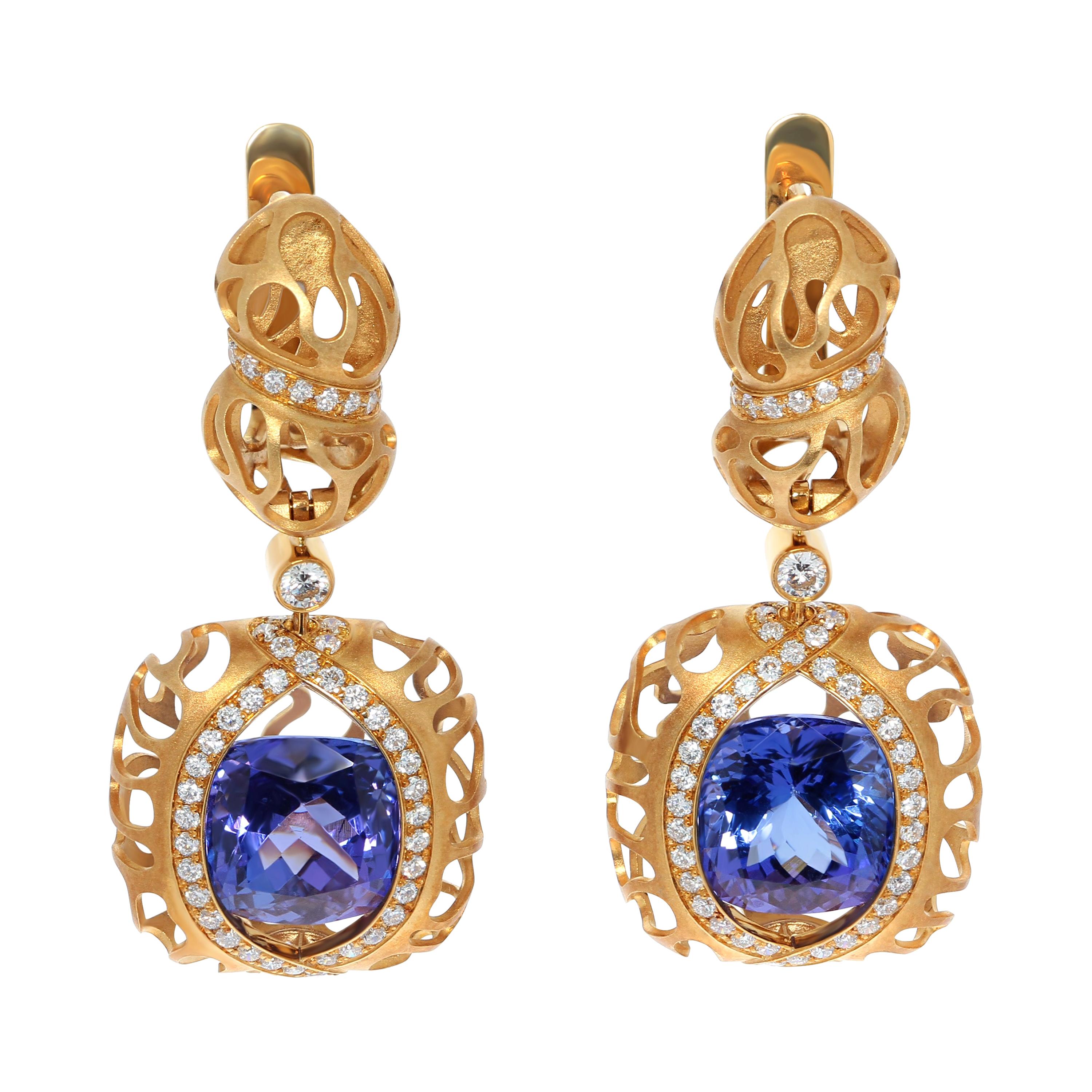 Rubellite 11.07 Carat Diamonds 18 Karat Yellow Gold Coral Reef Ring For ...