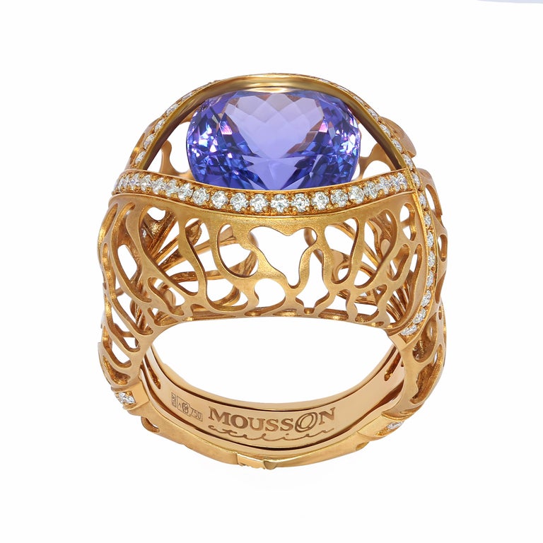 Tanzanite 8.60 Carat Diamonds 18 Karat Yellow Gold Coral Reef Ring For ...