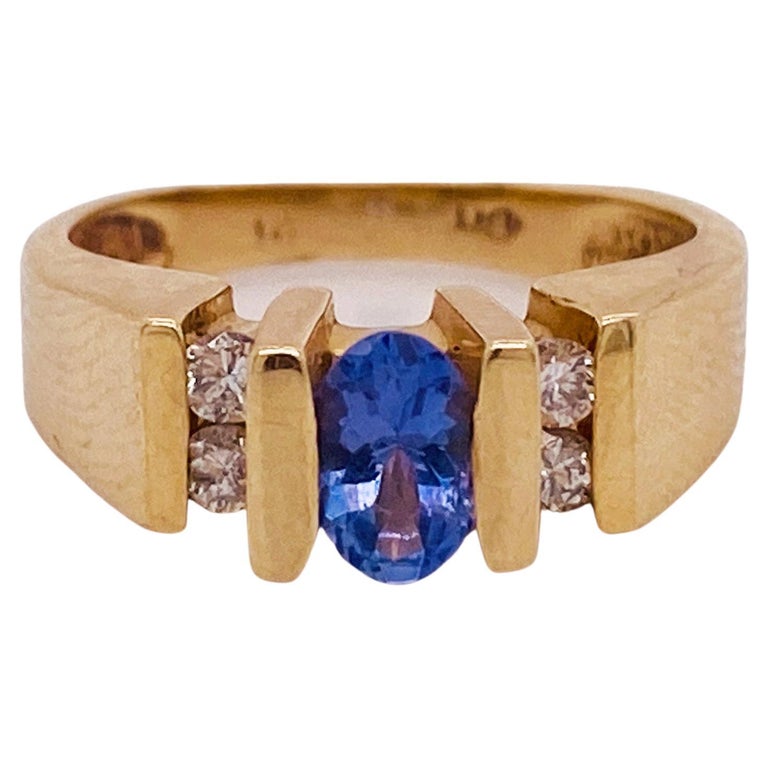 Tanzanite and Diamond Gold Ring in 14k Yellow Gold For Sale at 1stDibs