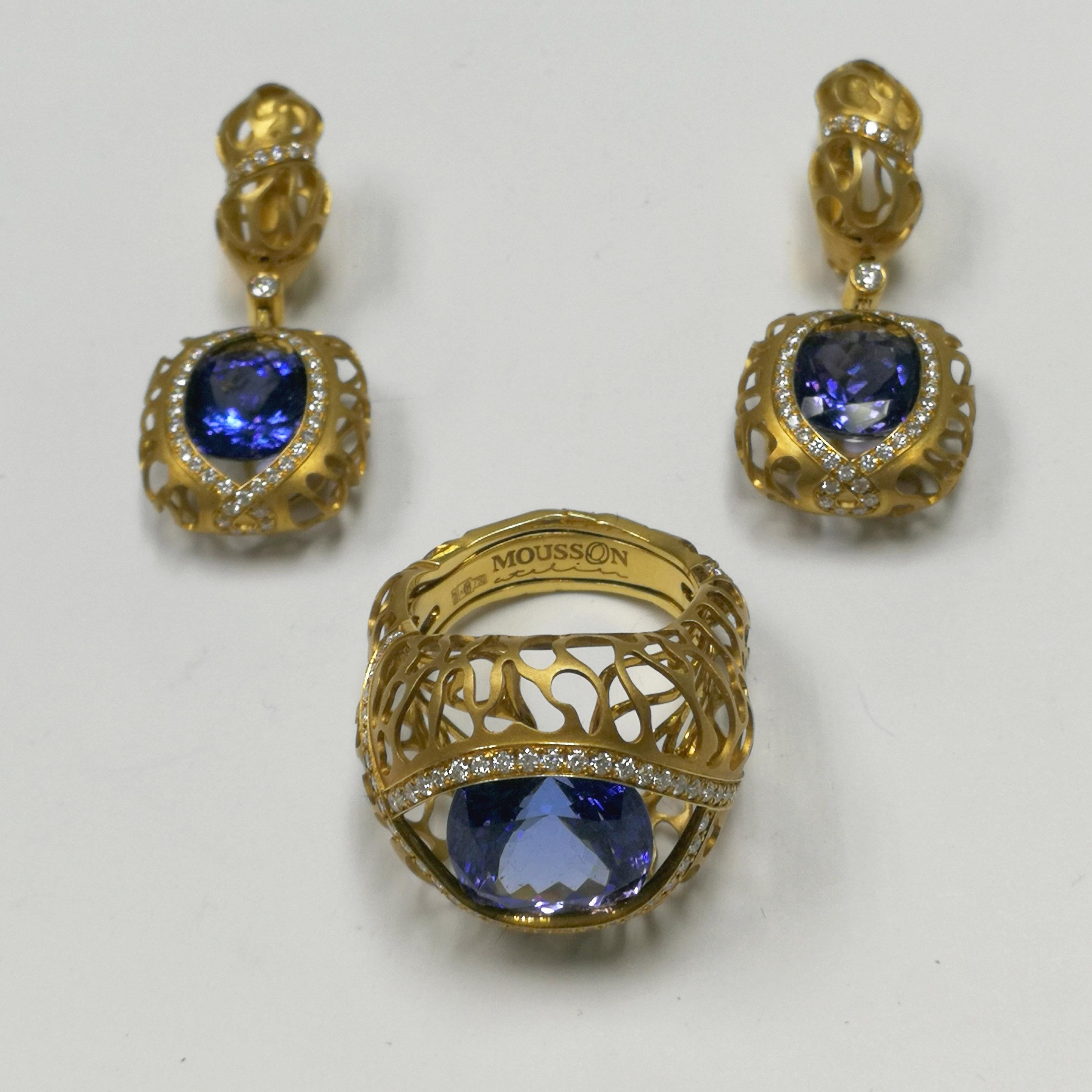 Tanzanite Diamonds 18 Karat Yellow Gold Coral Reef Suite For Sale at ...