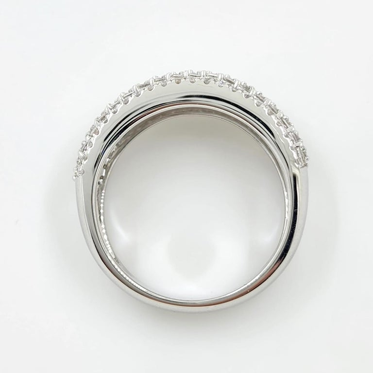 Taper Diamond Band Ring in 18 Karat White Gold For Sale at 1stDibs