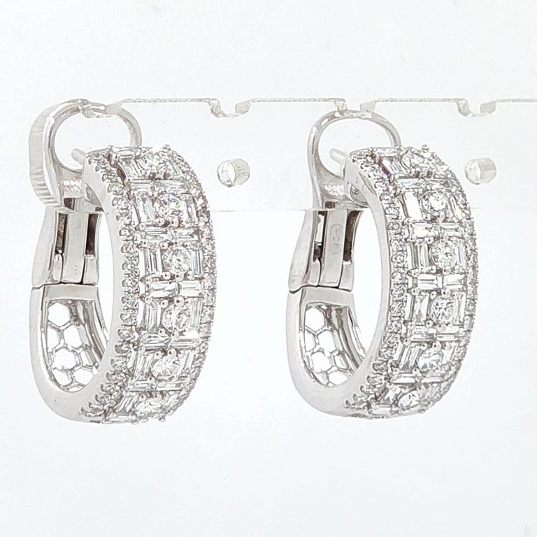 Taper Diamond Hoop Earrings in 18 Karat White Gold For Sale at 1stDibs