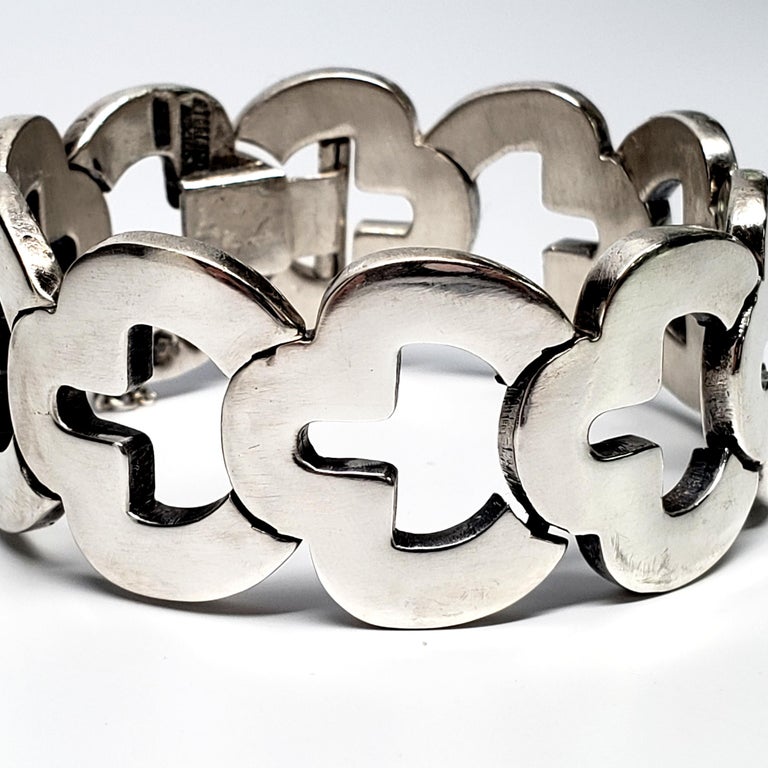 Taxco Mexico Antonio Pineda 970 Silver Keyhole Link Bracelet at 1stDibs