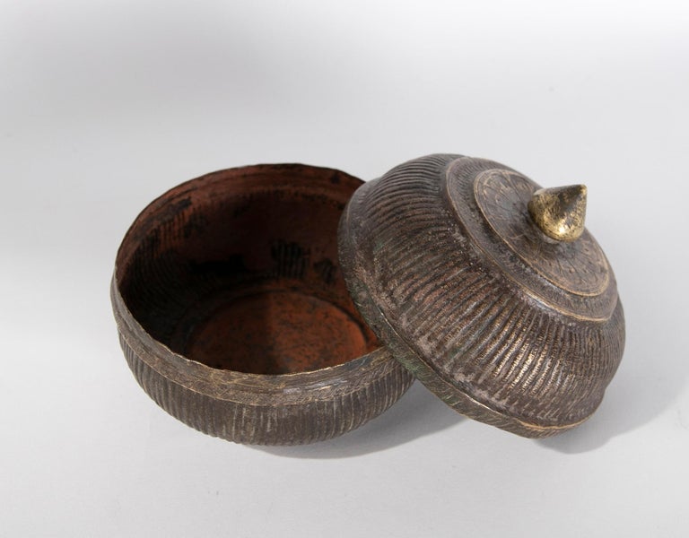 Tea Box with Bronze Lid and Fluted Decoration For Sale at 1stDibs