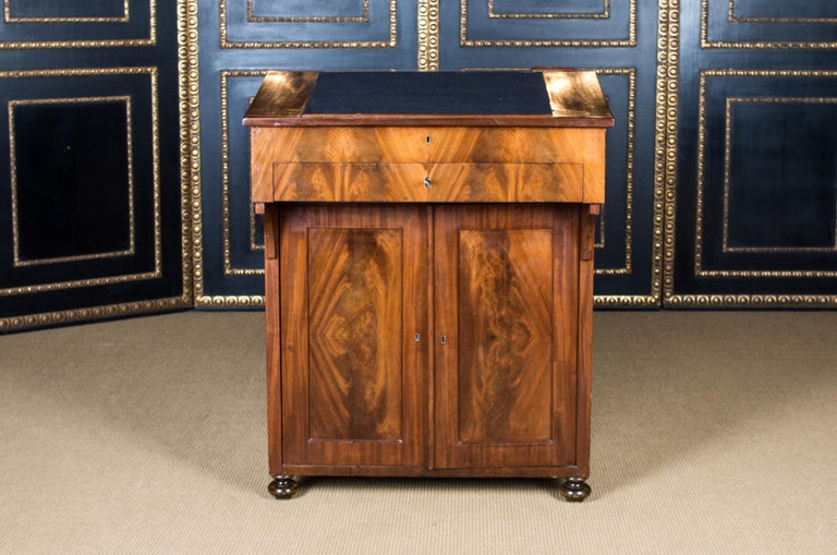 Teachers Writing Desk Biedermeier Pyramids Mahogany, circa 1825-1830 ...