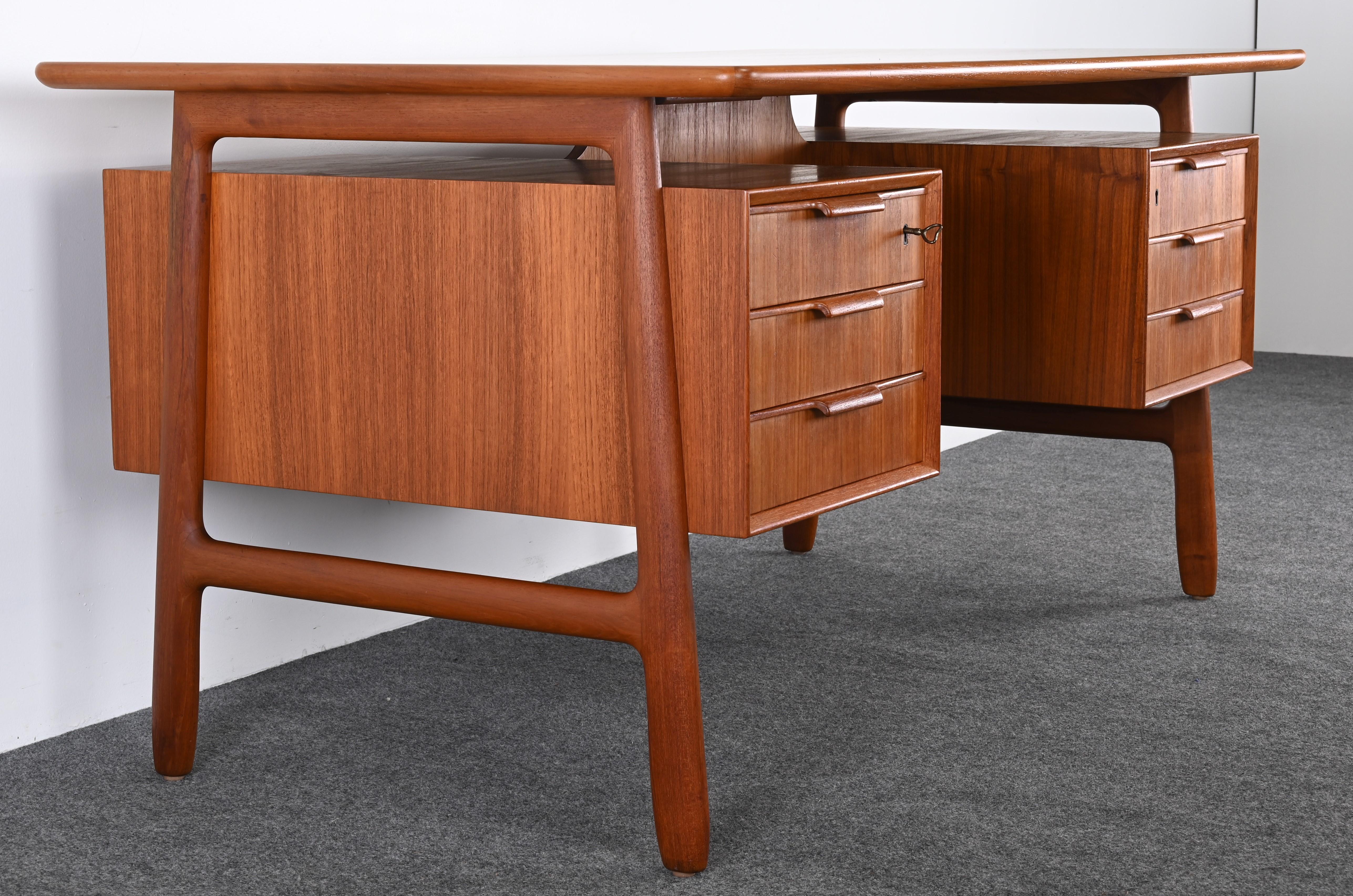 Teak Desk by Gunni Omann Model 75 for Omann Jun Mobelfabrik, 1960s For ...