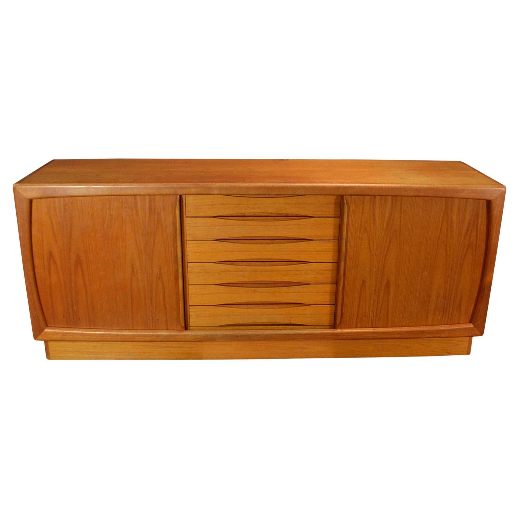 Cherner 2 Door 2 Drawer Credenza For Sale at 1stDibs