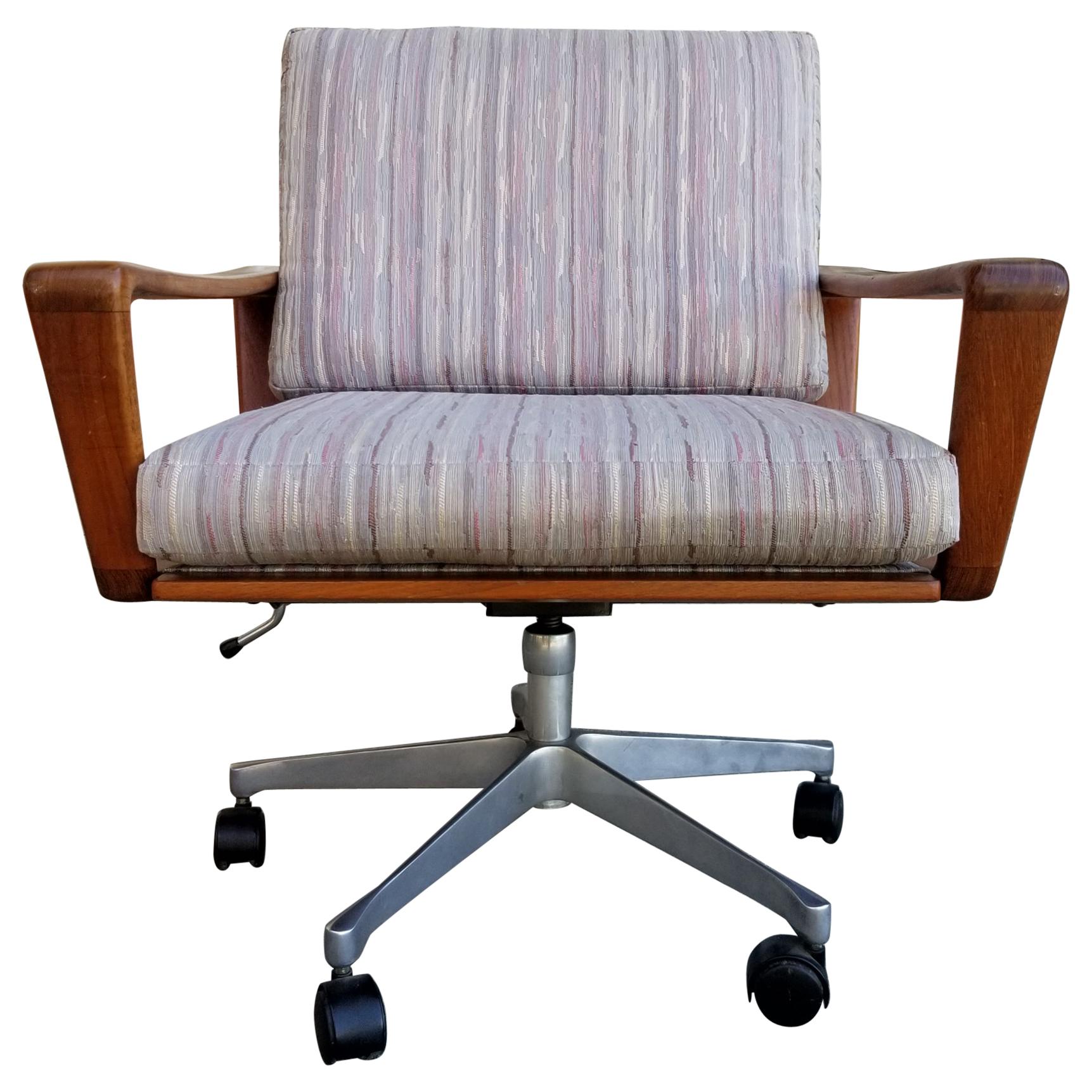 Midcentury Shell Back Swivel Desk Chair For Sale at 1stDibs