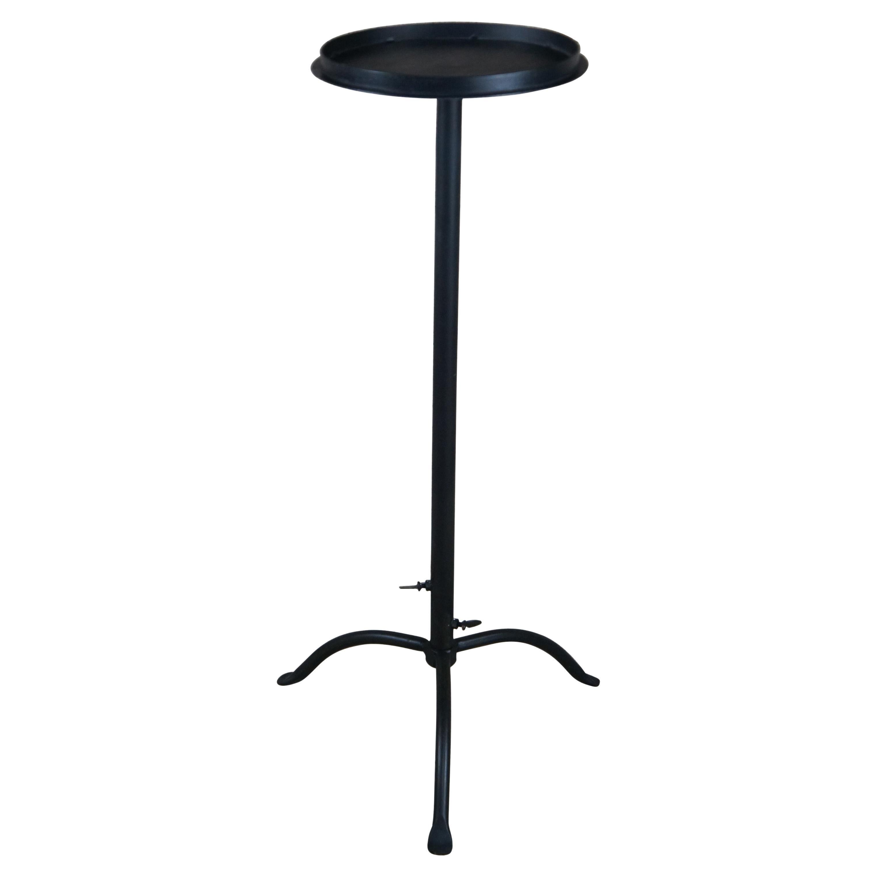 Chinese Round Carved Marble-Top Pedestal Tables Plant Stands at 1stDibs ...