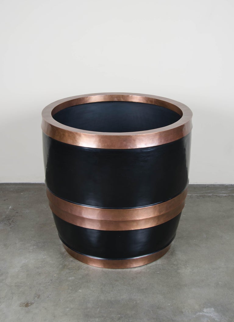 Temple Bell Pot with Copper Band and Black Lacquer For Sale at 1stDibs