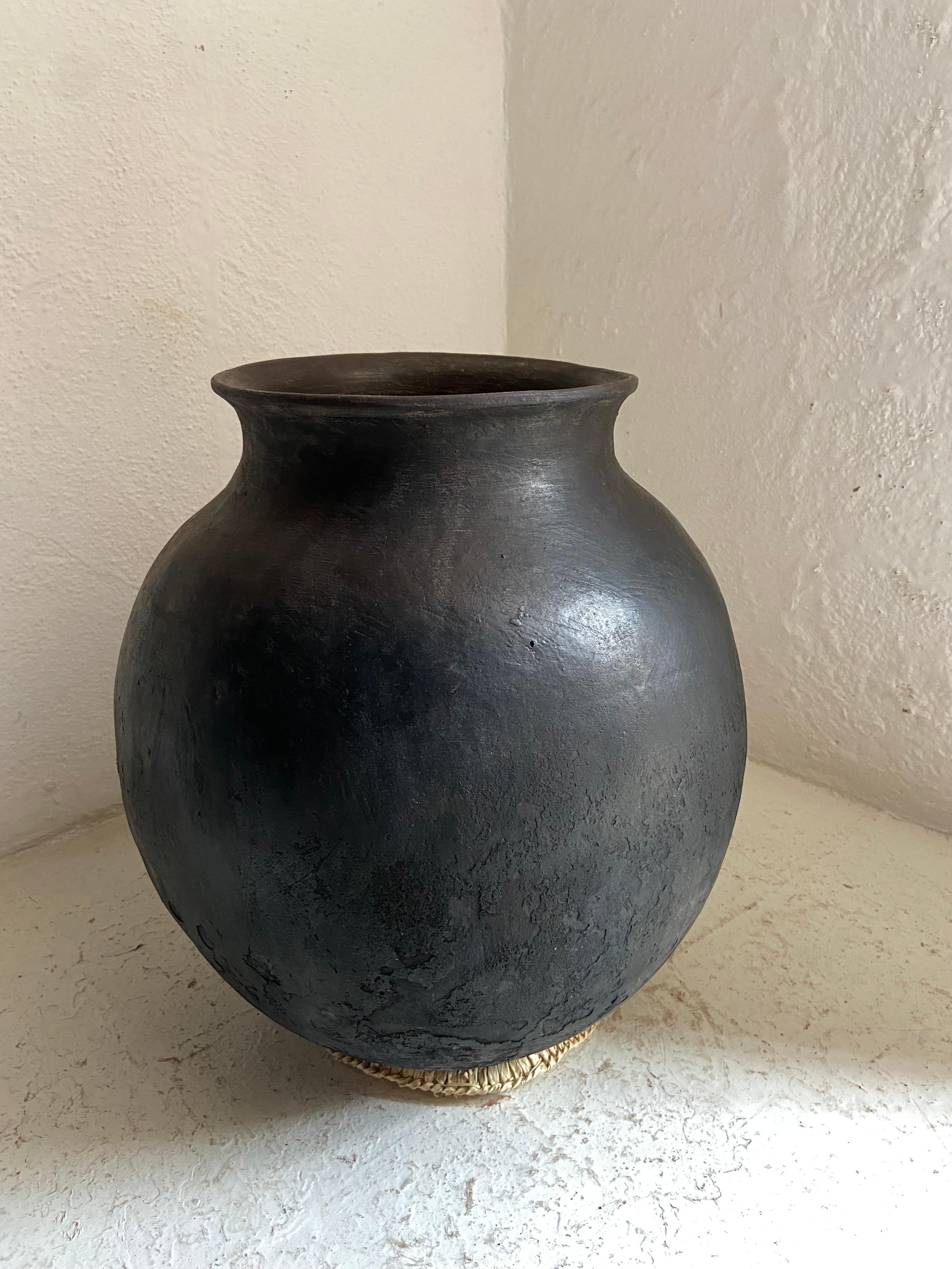 Terracotta Pot from Mexico, circa 1970s For Sale at 1stDibs