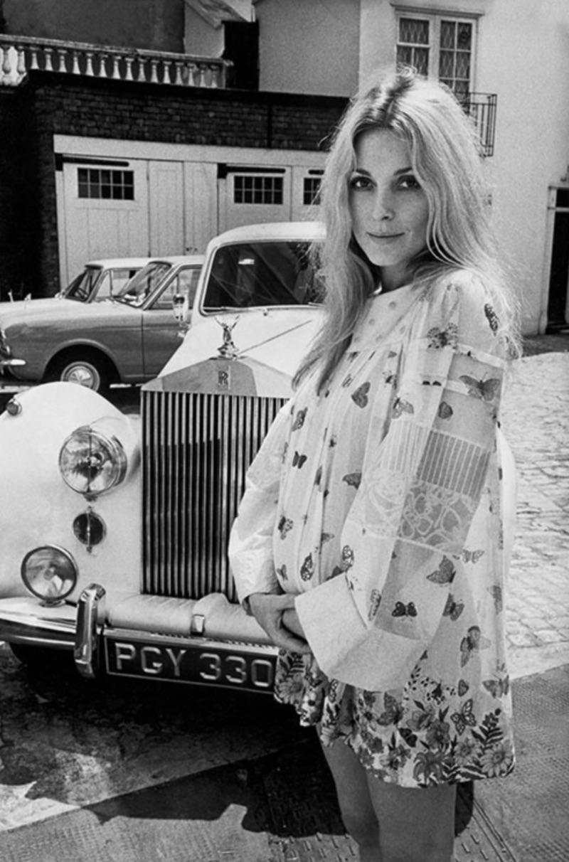 Terry O'Neill - Sharon Tate For Sale at 1stDibs | sharon tate terry o'neill