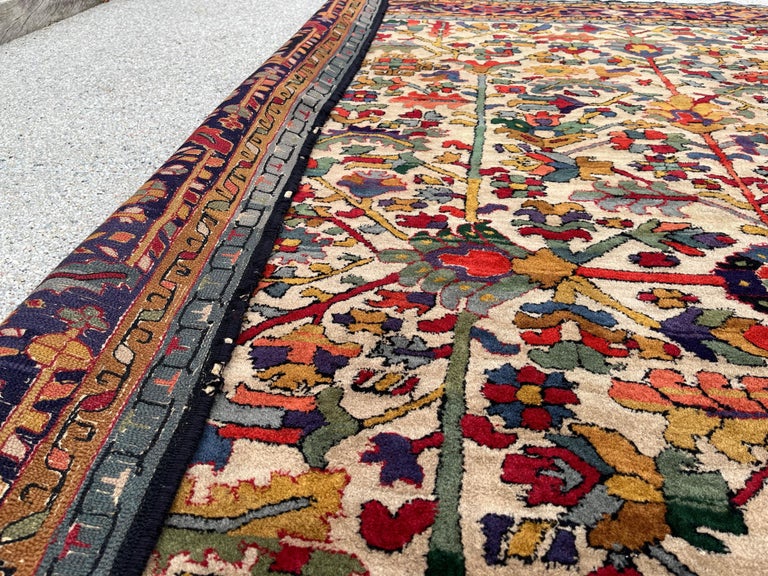 Tetex Rug Design Hériz Sérapi For Sale at 1stDibs