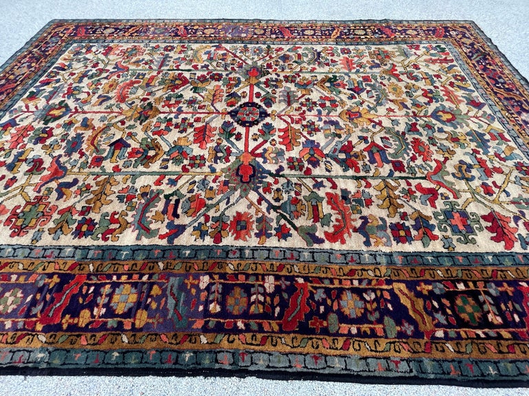 Tetex Rug Design Hériz Sérapi For Sale at 1stDibs