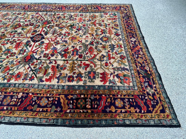 Tetex Rug Design Hériz Sérapi For Sale at 1stDibs