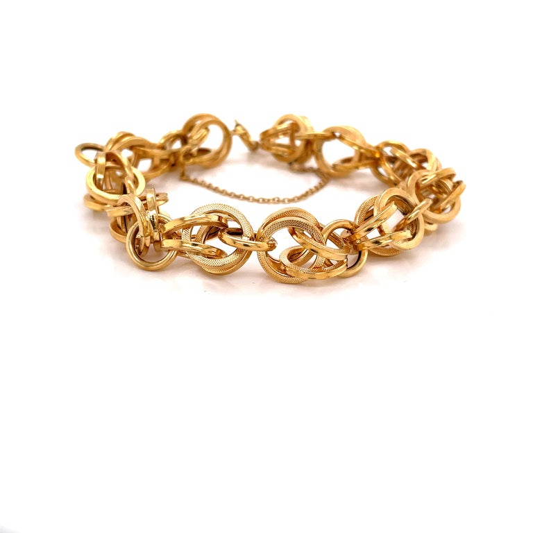 Textured 18K Yellow Gold Double Loop Chain Link Bracelet For Sale at ...