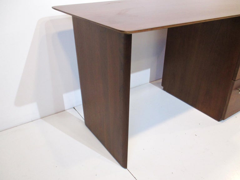 T.H. RobsJohn Gibbings Spear Handled Desk for Widdicomb For Sale at 1stDibs