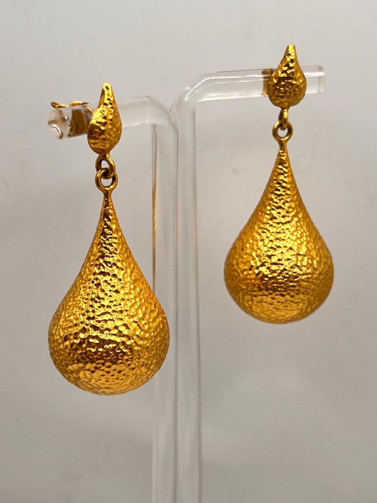 Bali 20k Gold Earrings, by Tagili For Sale at 1stDibs